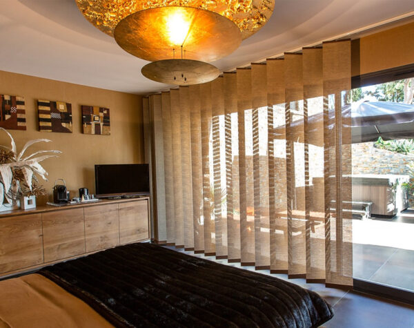 Bennour Déco : expert en stores d’intérieur sur mesure
